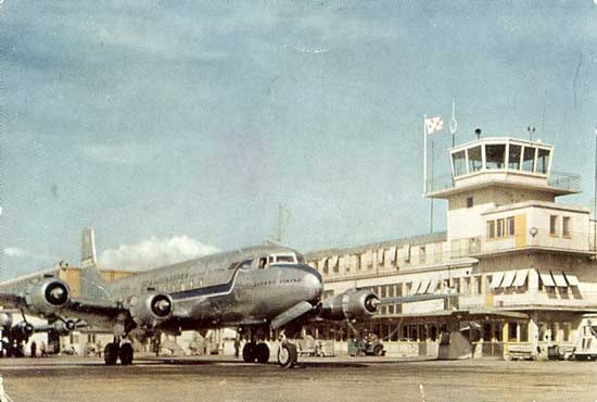 Famgus Aviation Postcards: SAS - Scandinavian Airlines System
